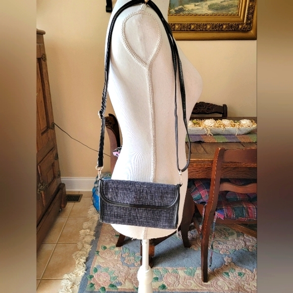 thirty-one | Bags | Thirty One Cross Body Bag | Poshmark